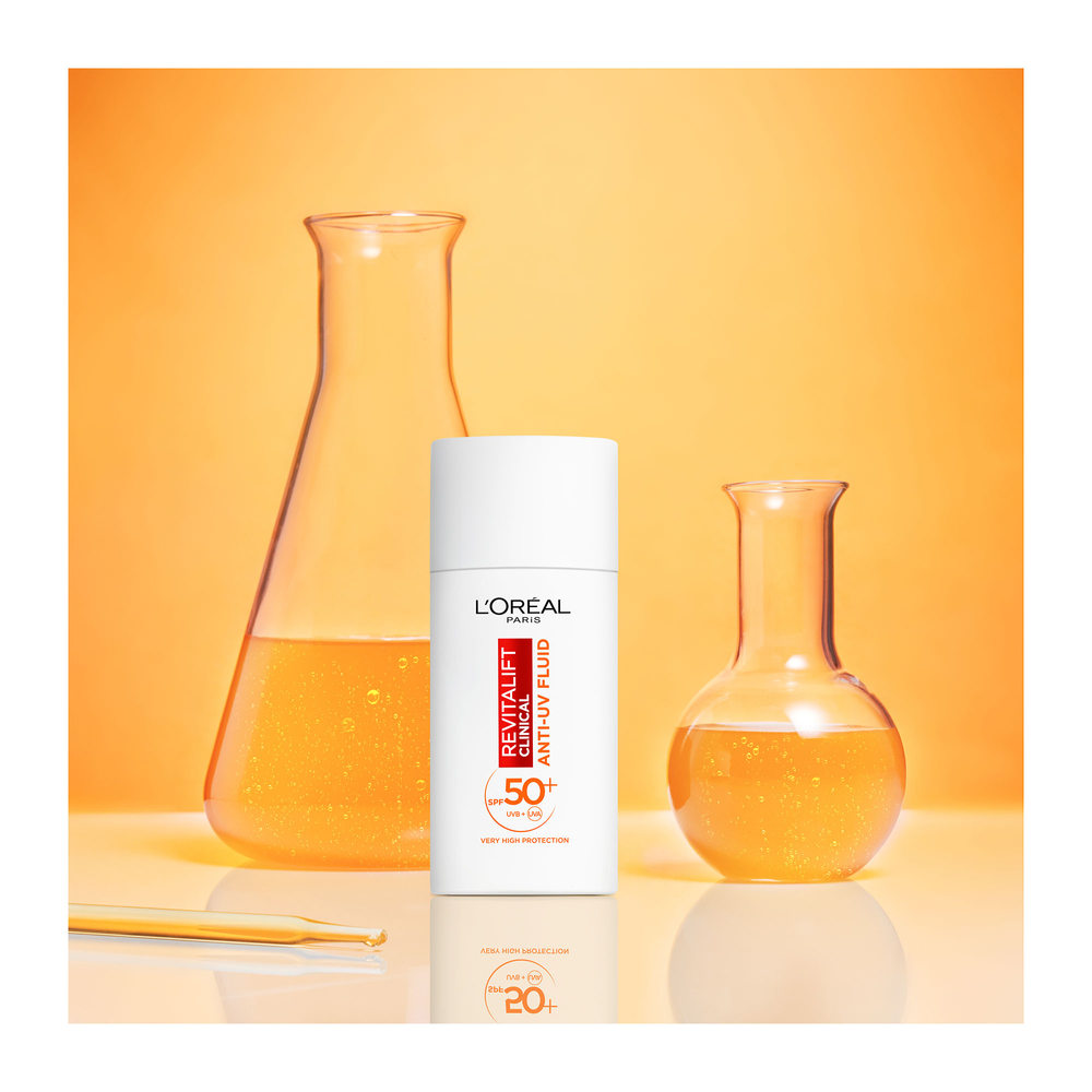 L'Oréal Revitalift Clinical Vitamin C Καθημερινή Κρέμα Προστασίας Με UV ...