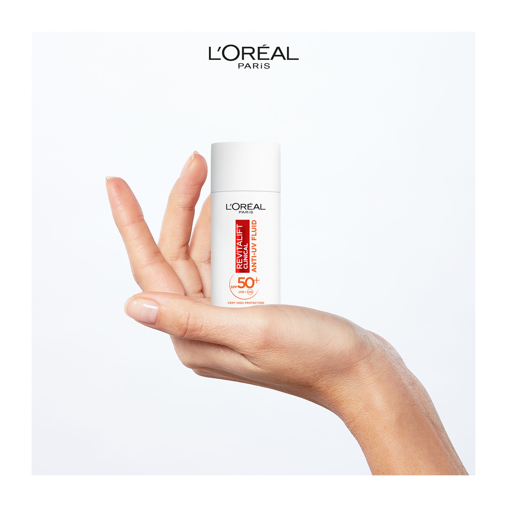 L'Oréal Revitalift Clinical Vitamin C Καθημερινή Κρέμα Προστασίας Με UV ...